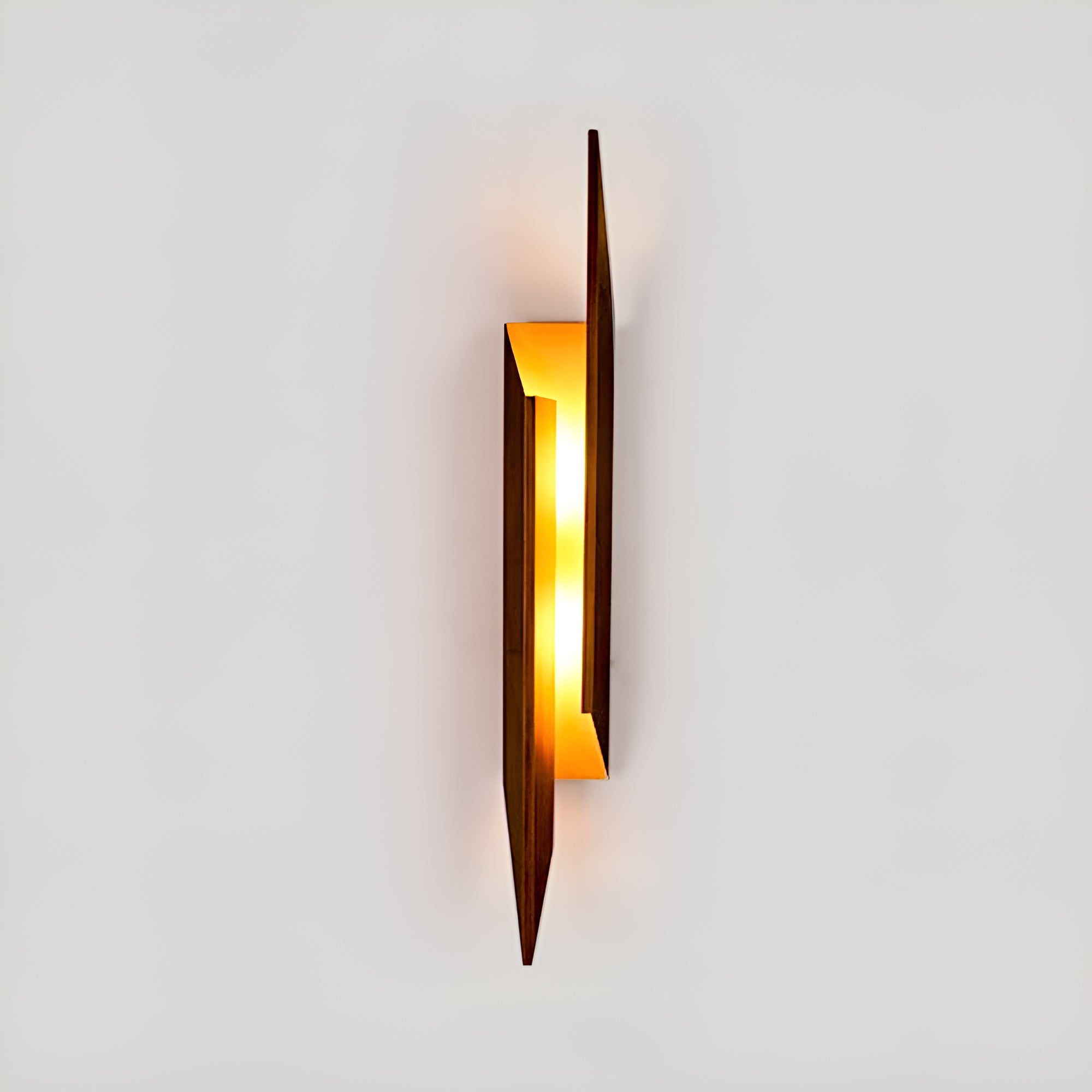 Nyra Folding Wall Lamp | Nyralondon