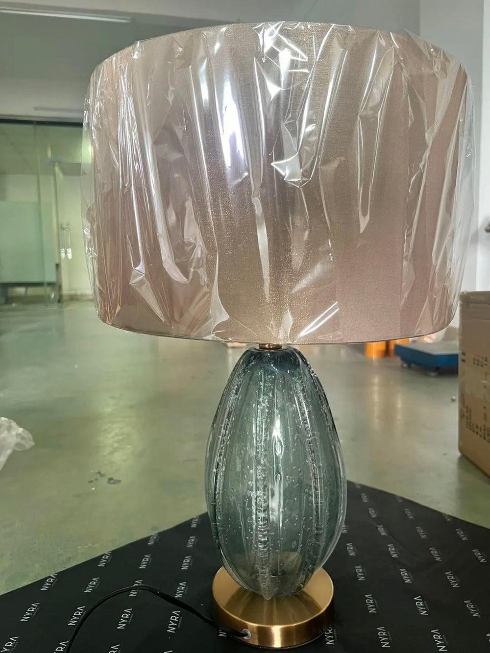 Ofula Glass Lamp | Nyralondon - NYRALONDON
